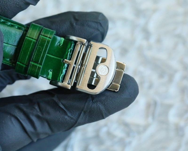 Low-cost IWC Watches