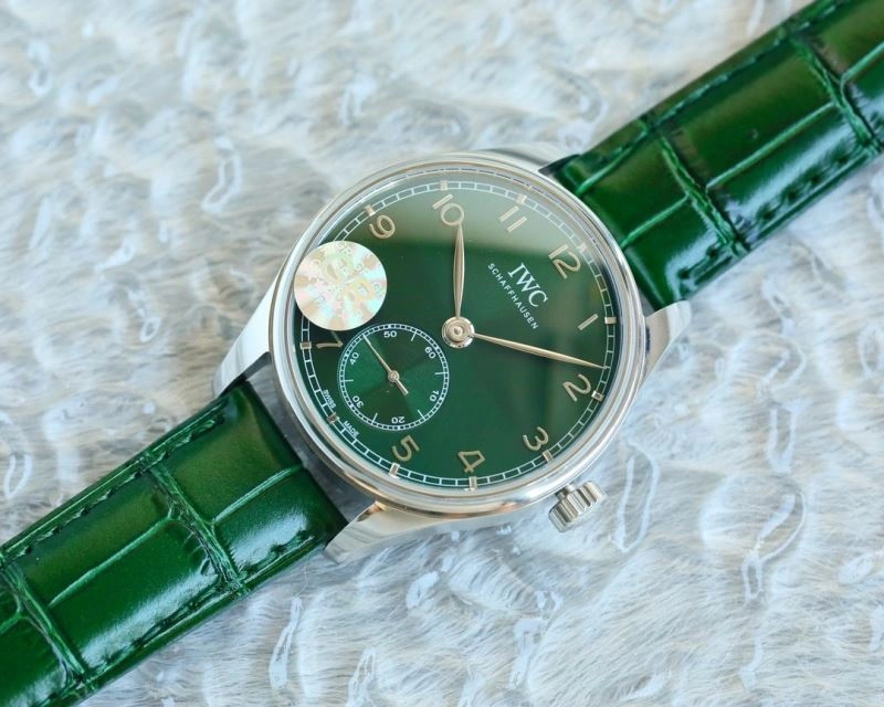 Low-cost IWC Watches