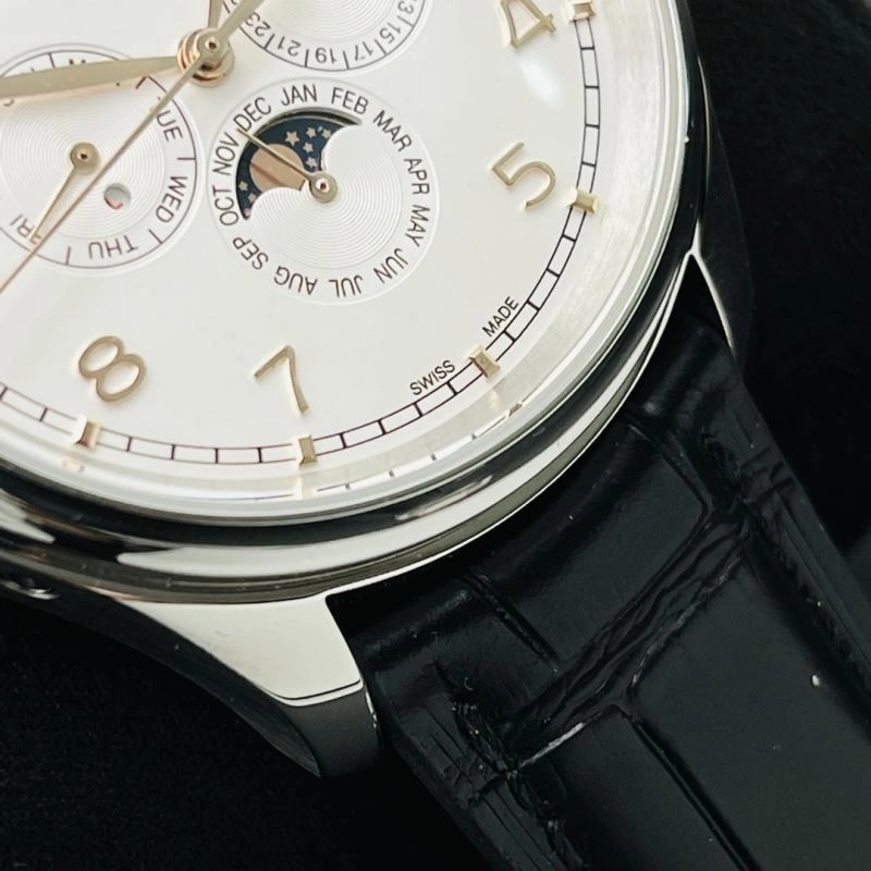 Top mirror IWC Watches