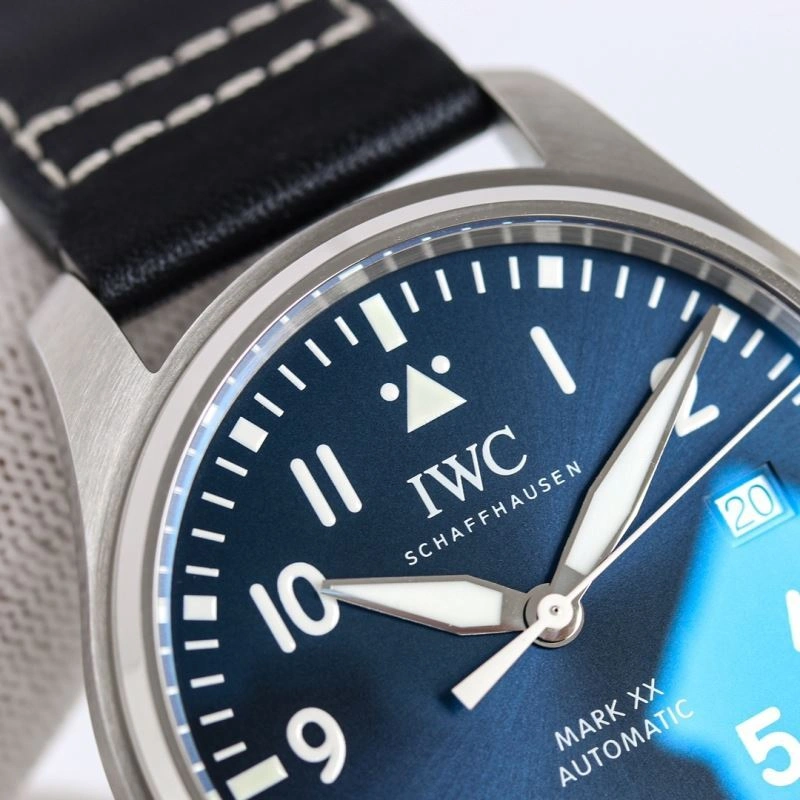 Top mirror IWC Watches