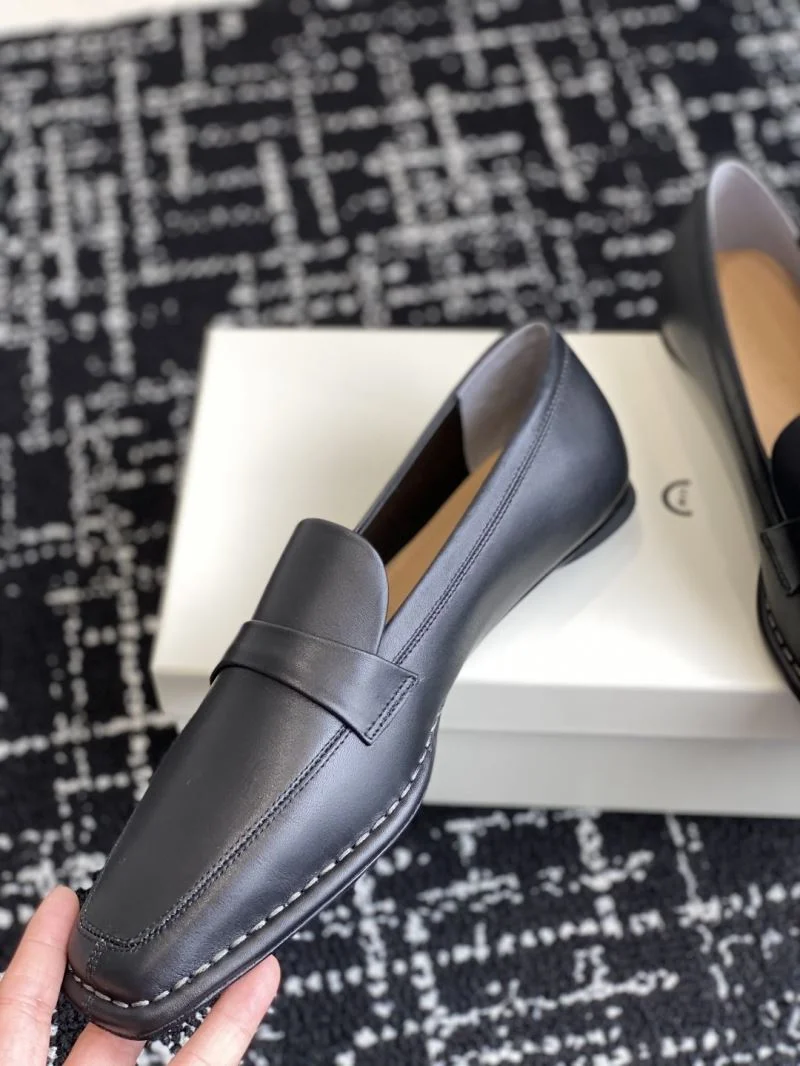 Inexpensive Icicle Shoes