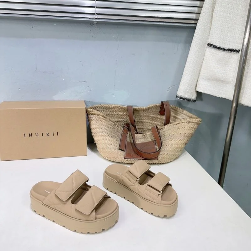 Inuikii Sandals