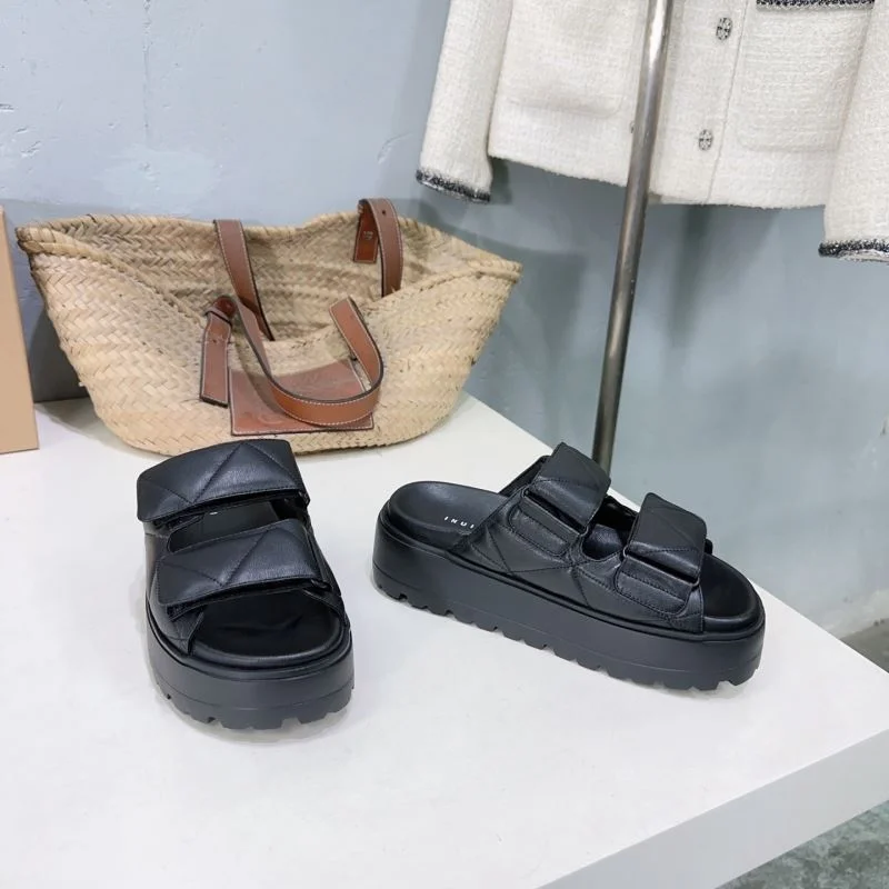 Discounted Inuikii Sandals