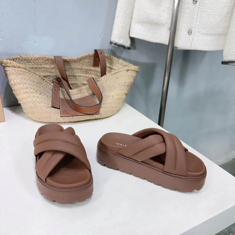 Inexpensive Inuikii Sandals