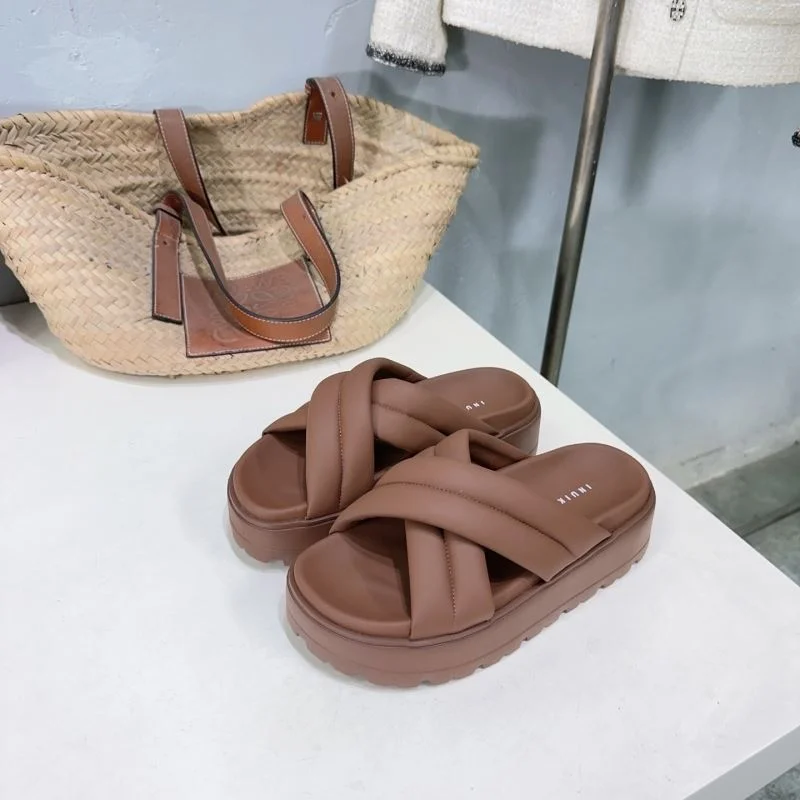 Inexpensive Inuikii Sandals