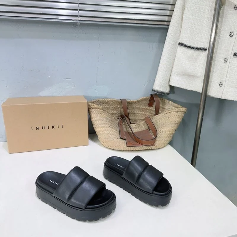 Inuikii Sandals