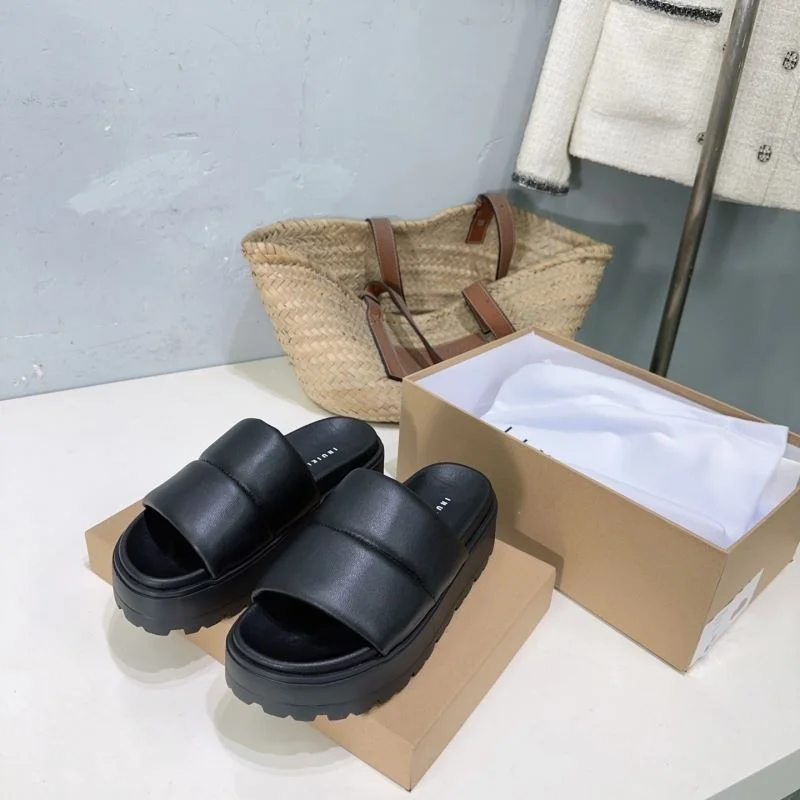 Inexpensive Inuikii Sandals