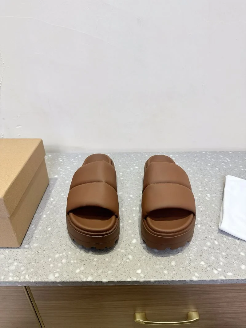 Inuikii Sandals