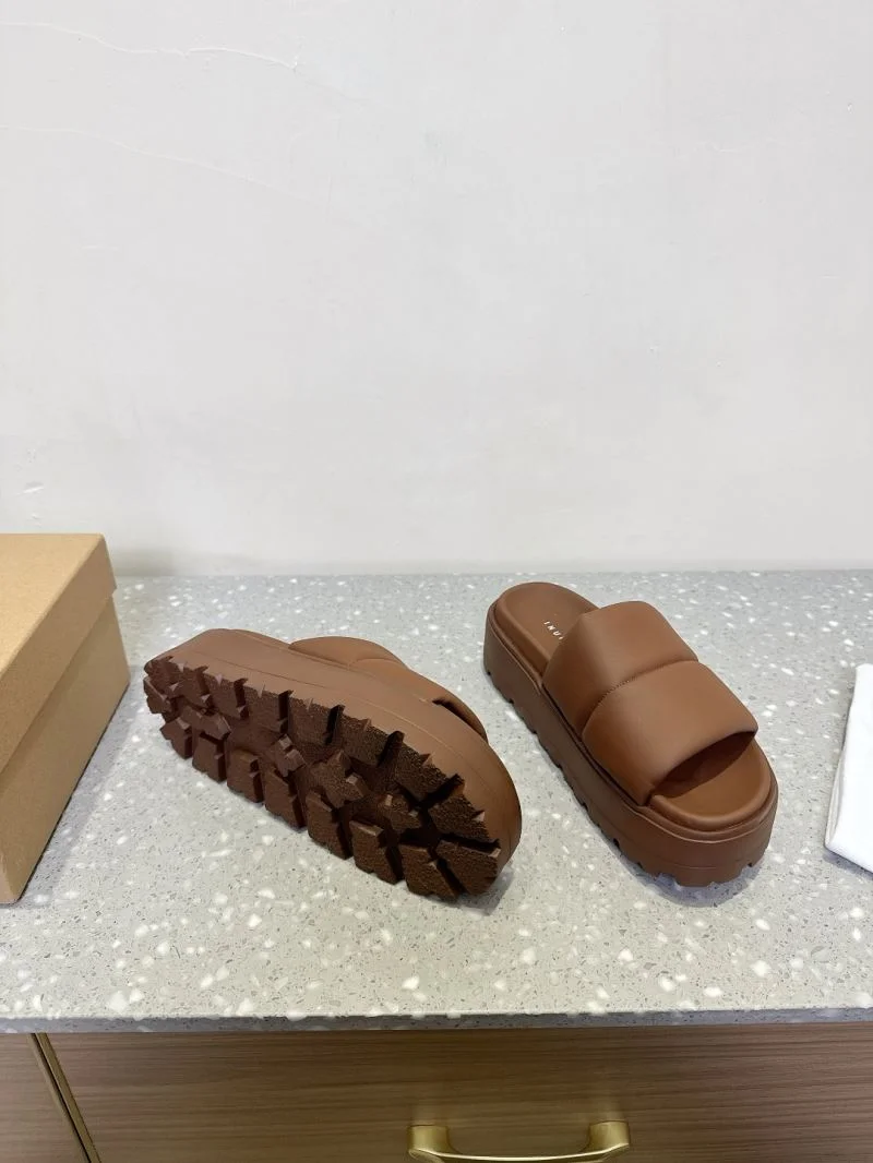 Cut-rate Inuikii Sandals