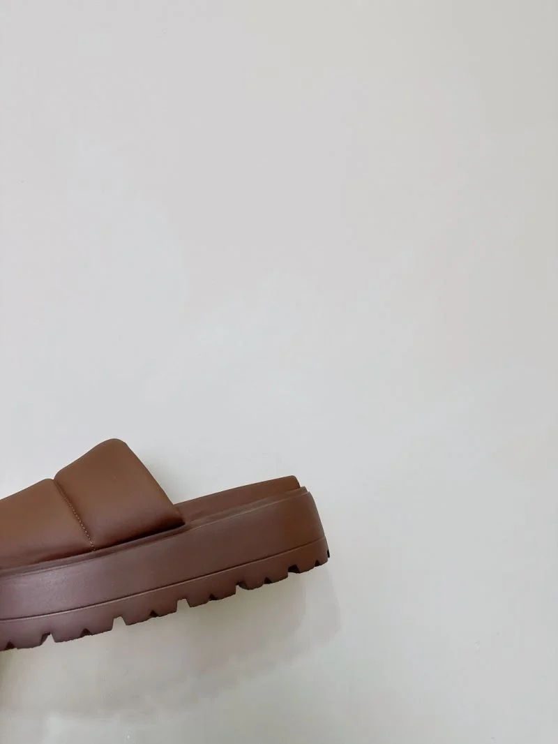 Cut-rate Inuikii Sandals