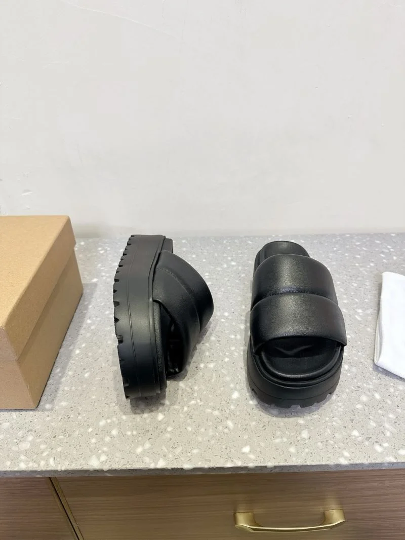 OEM Inuikii Sandals