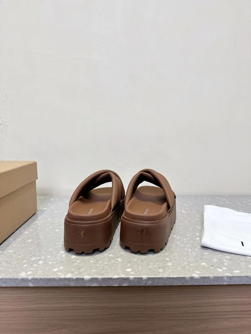 Inexpensive Inuikii Sandals