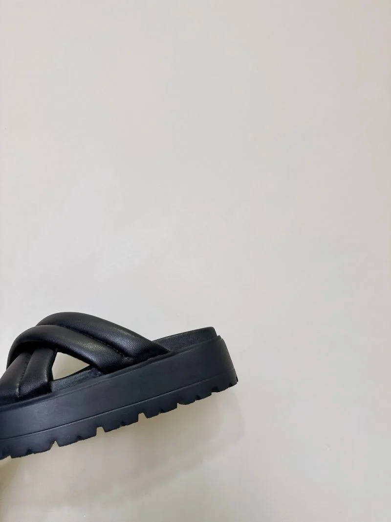 OEM Inuikii Sandals