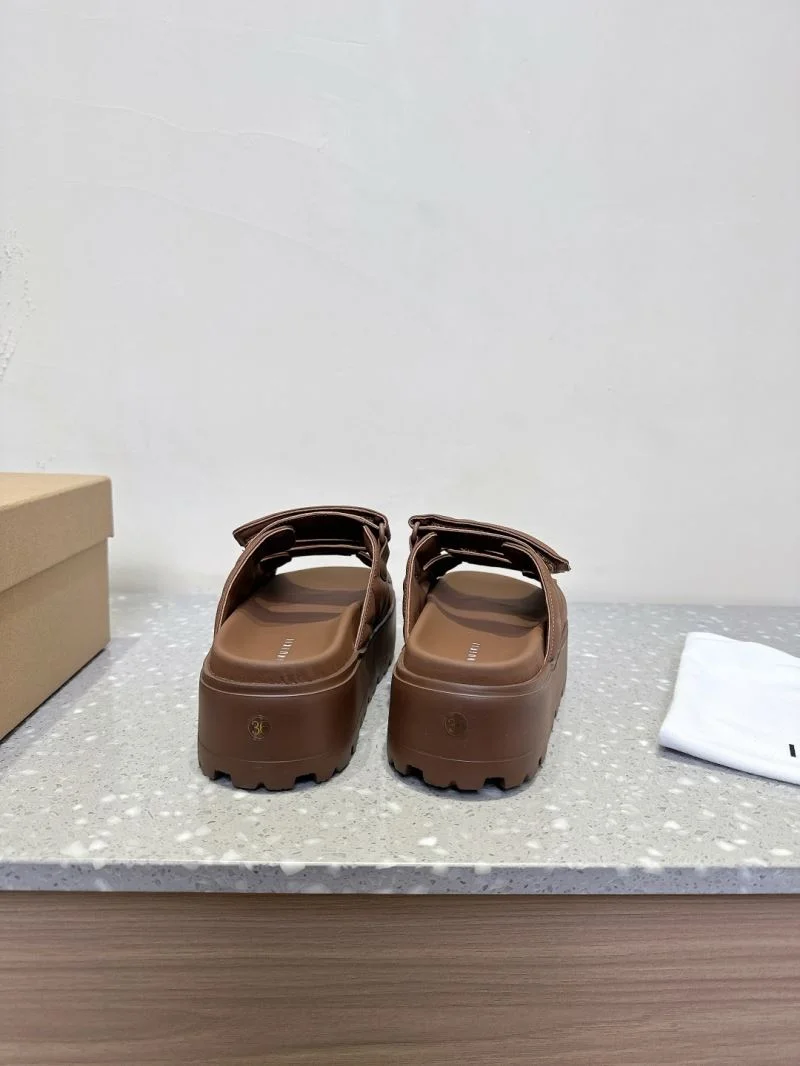 Bargain Inuikii Sandals