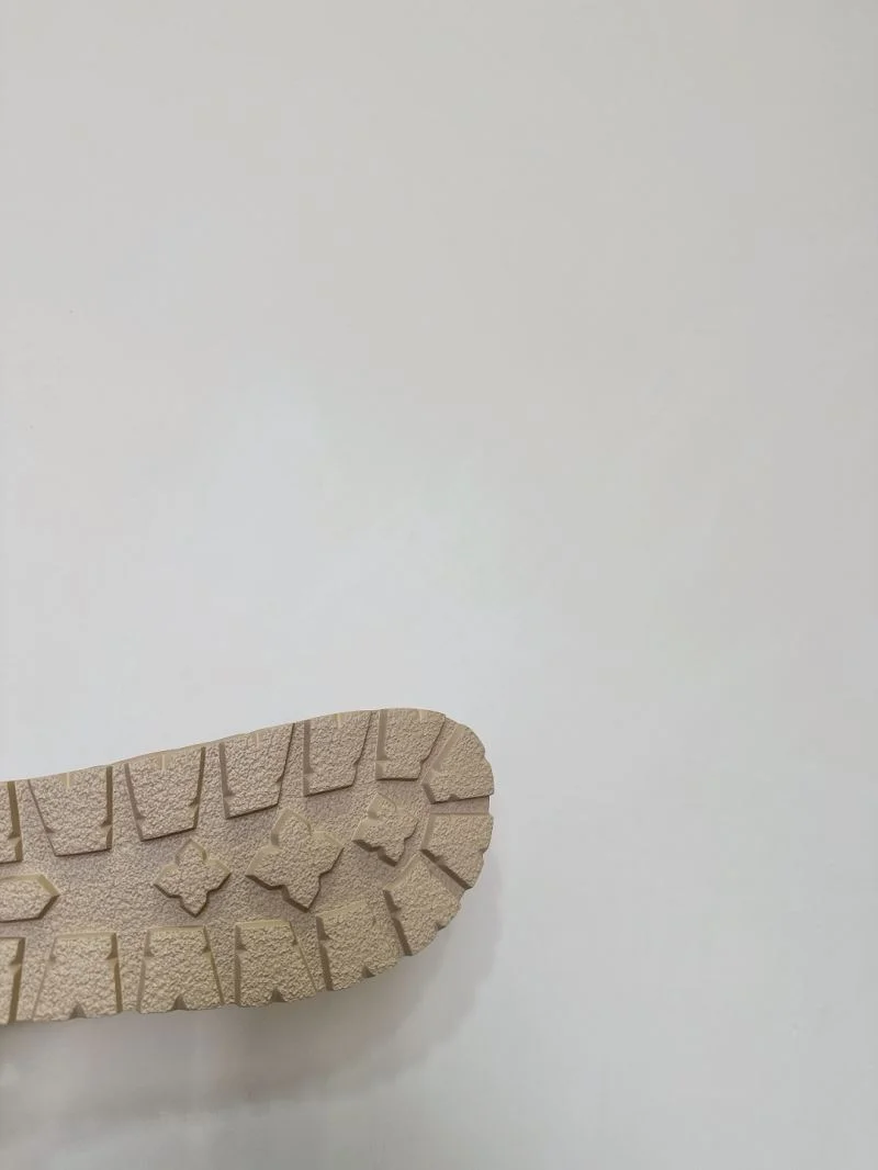 Precise copy Inuikii Sandals