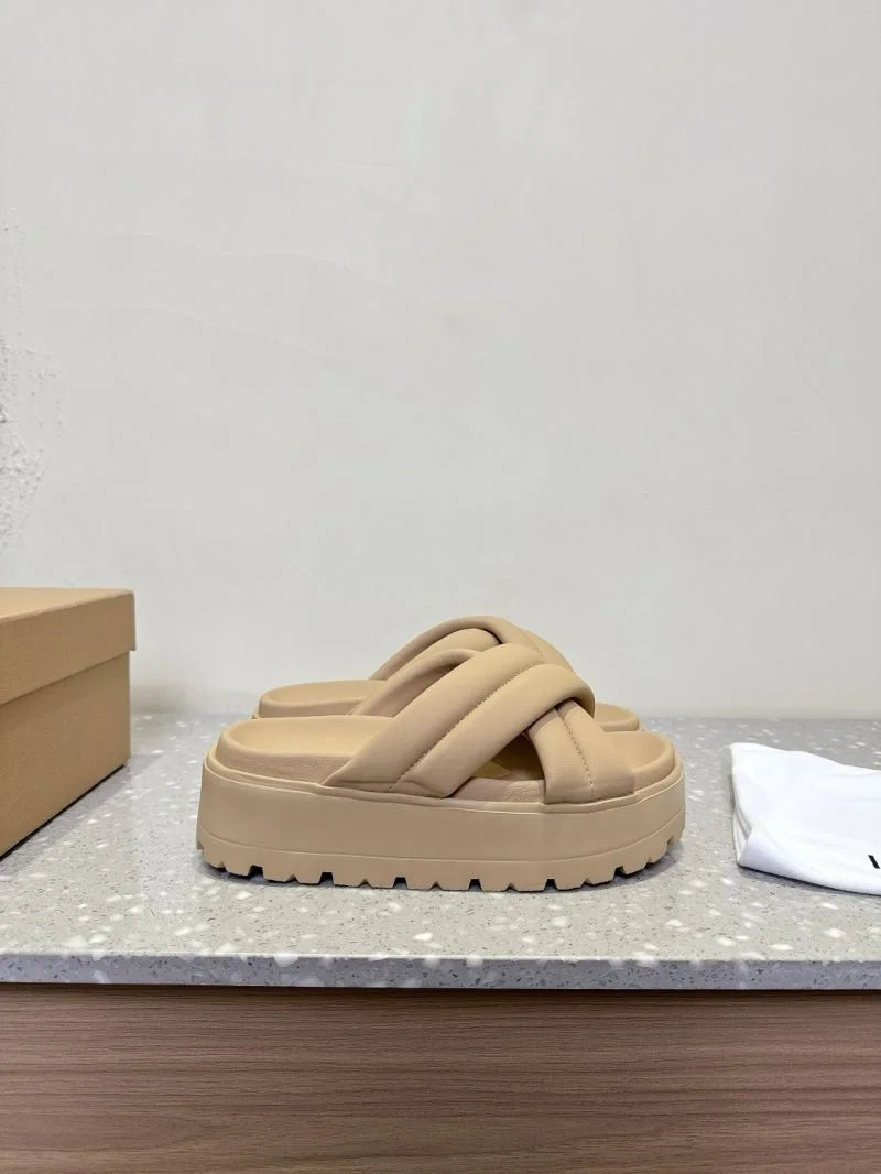 High fidelity Inuikii Sandals