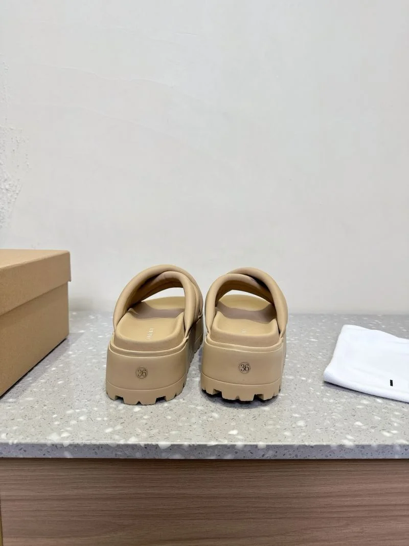 High fidelity Inuikii Sandals