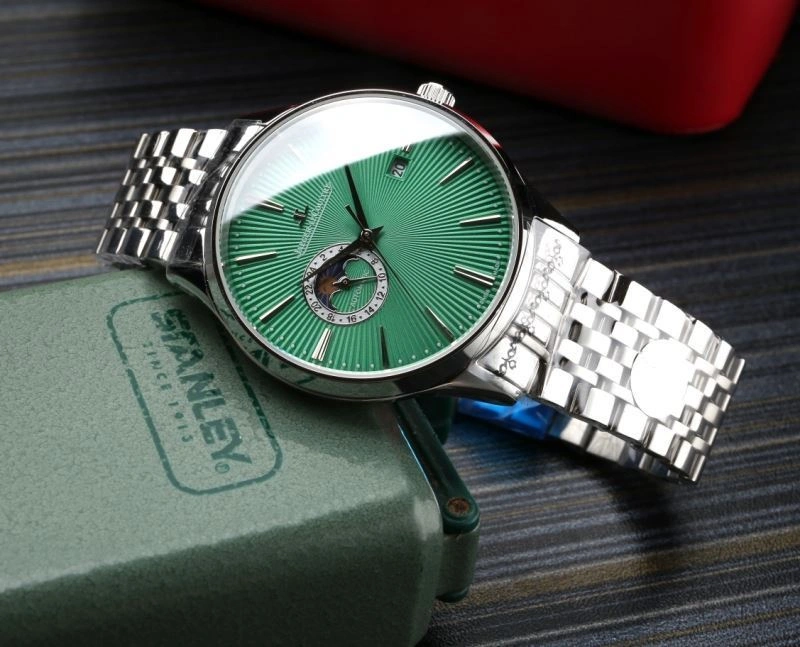 Indistinguishable JAEGER-LECOULTRE Watches