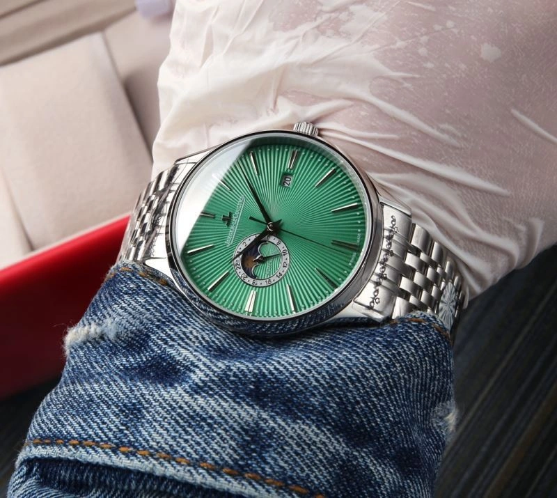 Indistinguishable JAEGER-LECOULTRE Watches