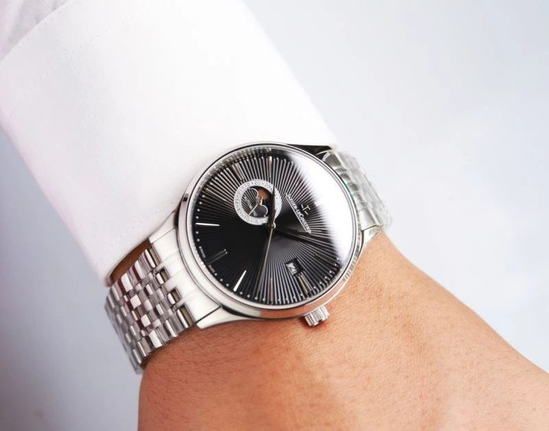 Brand-authenticated JAEGER-LECOULTRE Watches