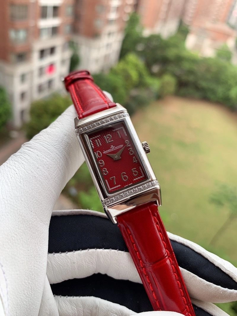 Indistinguishable JAEGER-LECOULTRE Watches