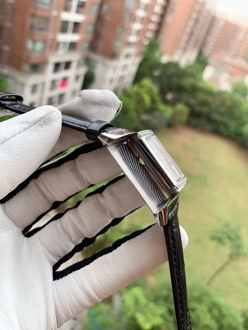 Indistinguishable JAEGER-LECOULTRE Watches