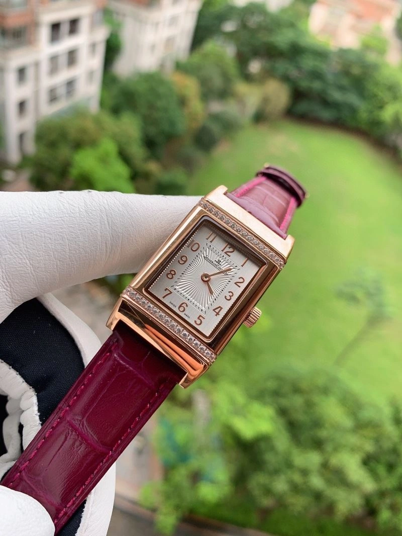 Indistinguishable JAEGER-LECOULTRE Watches