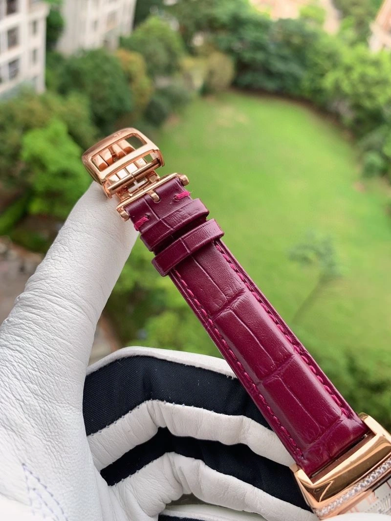 Indistinguishable JAEGER-LECOULTRE Watches