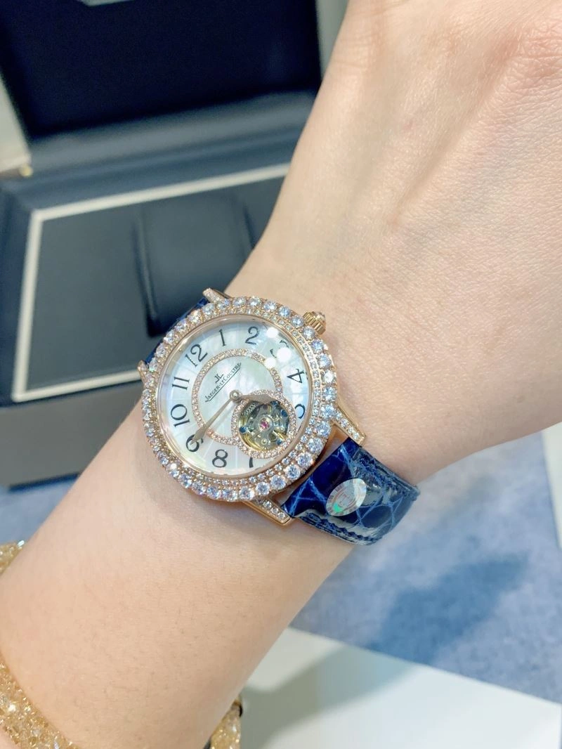Indistinguishable JAEGER-LECOULTRE Watches