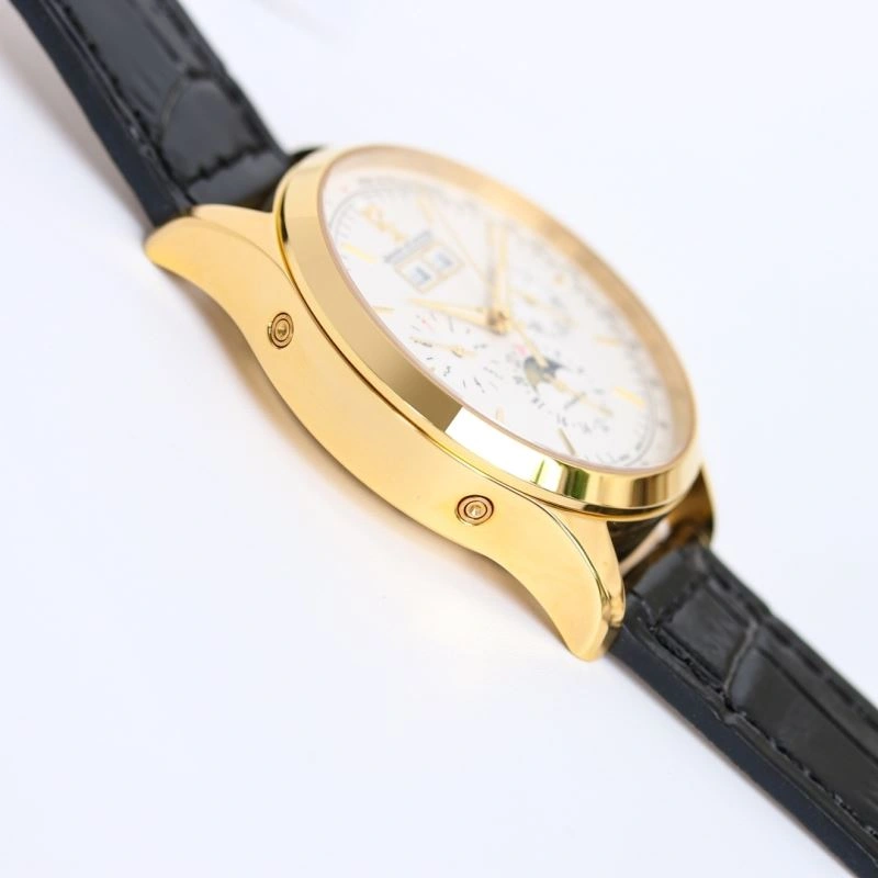 Indistinguishable JAEGER-LECOULTRE Watches