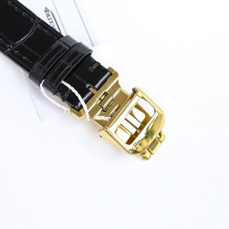 Indistinguishable JAEGER-LECOULTRE Watches