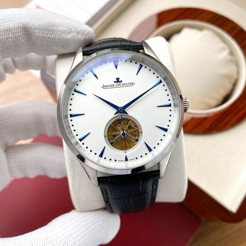 Indistinguishable JAEGER-LECOULTRE Watches