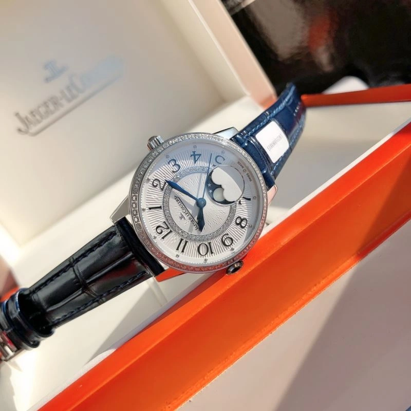 Indistinguishable JAEGER-LECOULTRE Watches