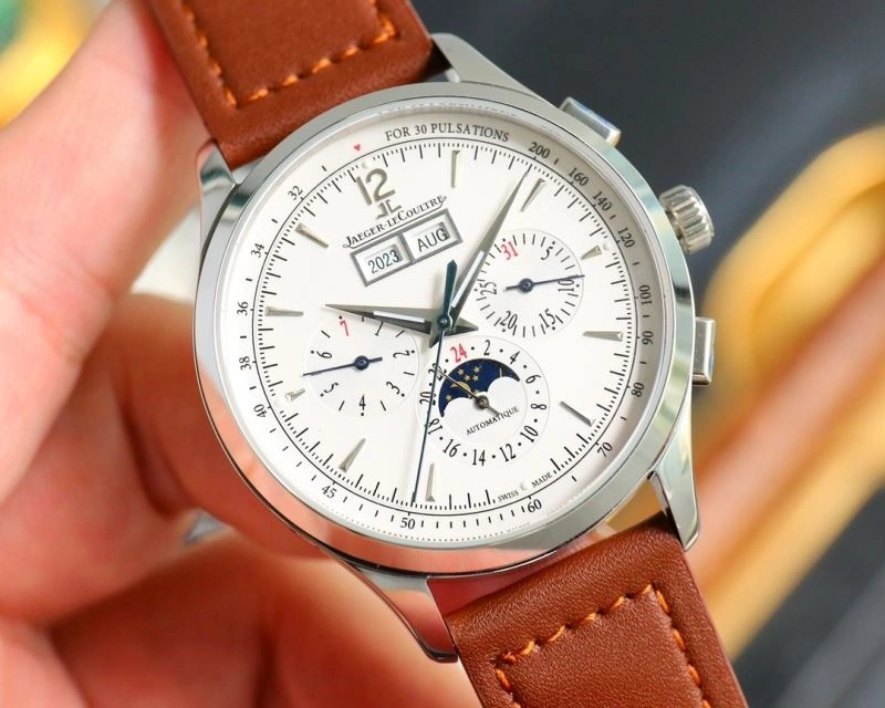 Indistinguishable JAEGER-LECOULTRE Watches