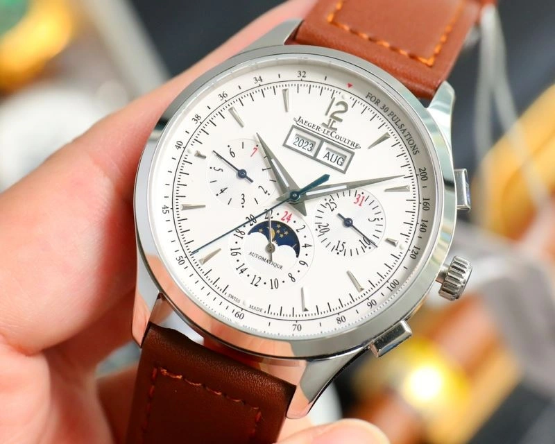 Indistinguishable JAEGER-LECOULTRE Watches