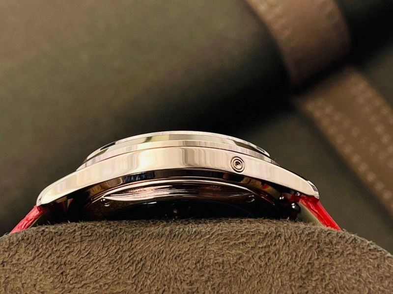 Reasonably priced JAEGER-LECOULTRE Watches
