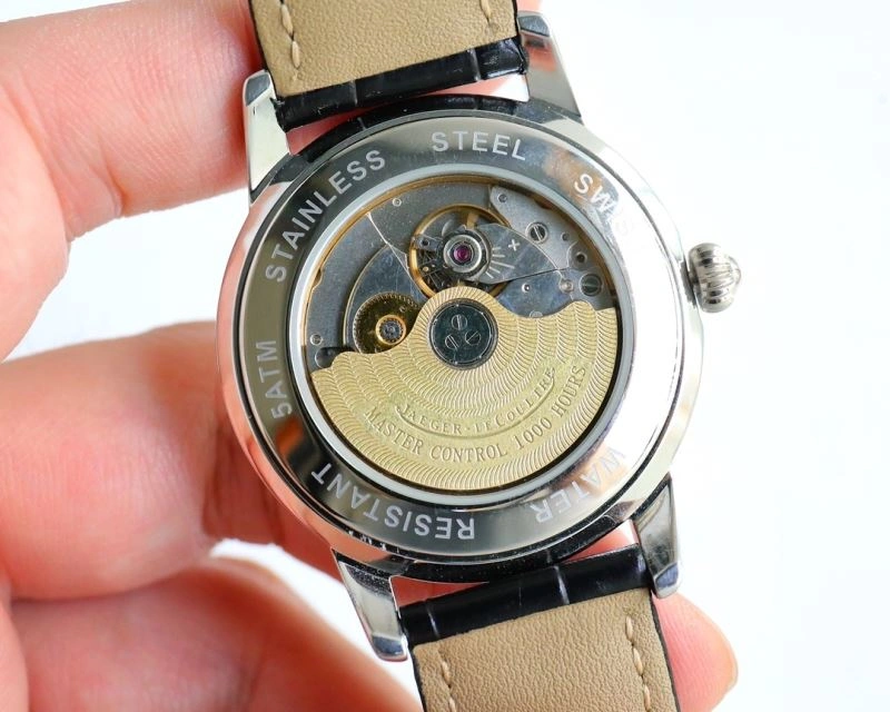 Indistinguishable JAEGER-LECOULTRE Watches
