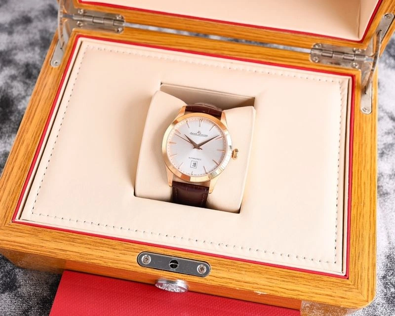 Exact replica JAEGER-LECOULTRE Watches