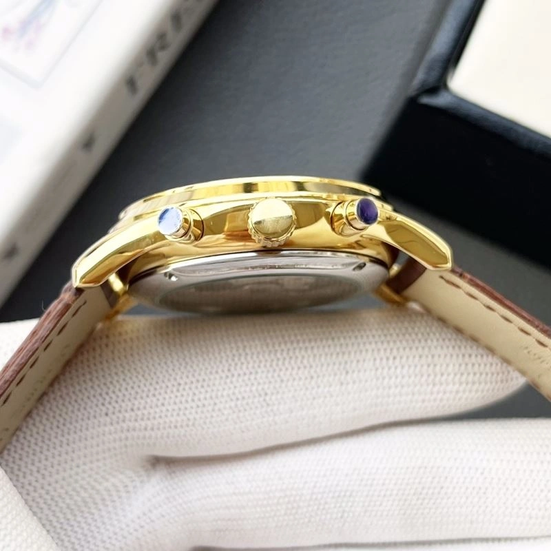 Indistinguishable JAEGER-LECOULTRE Watches