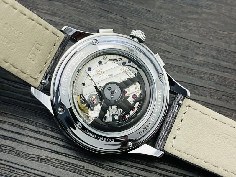 Indistinguishable JAEGER-LECOULTRE Watches