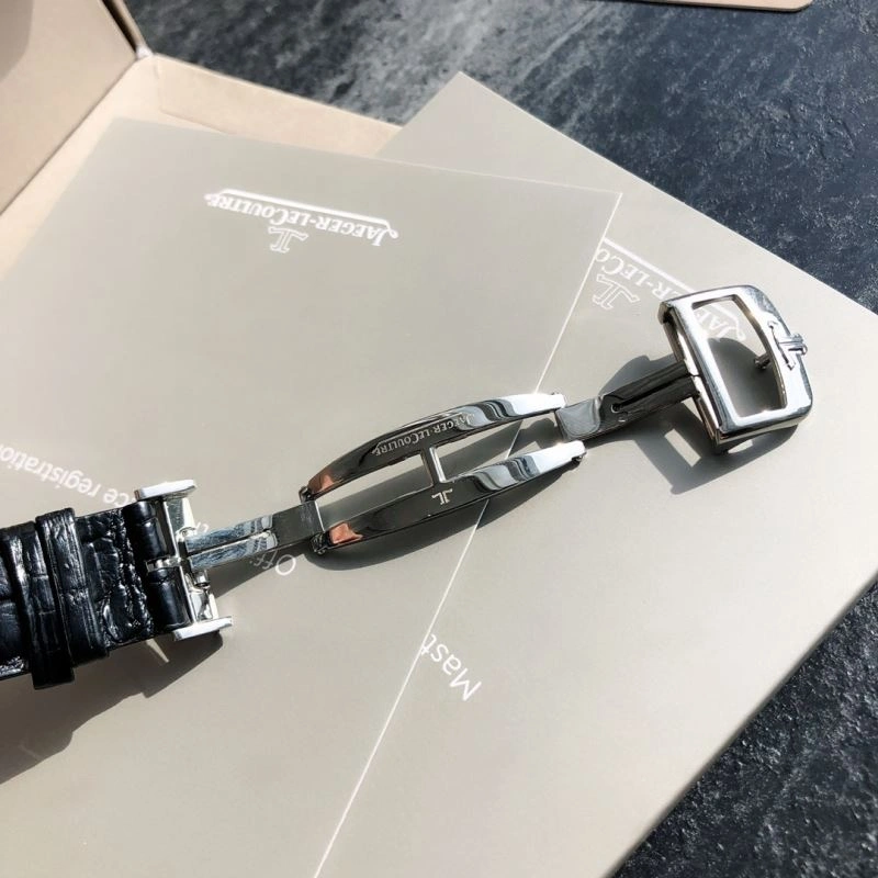 Indistinguishable JAEGER-LECOULTRE Watches