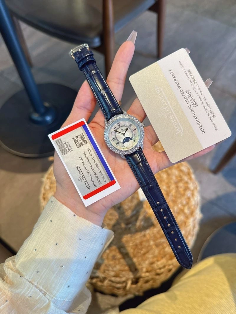 JAEGER-LECOULTRE Watches