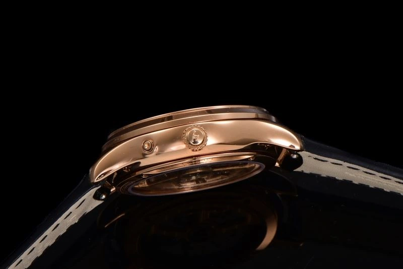 Accurate model JAEGER-LECOULTRE Watches