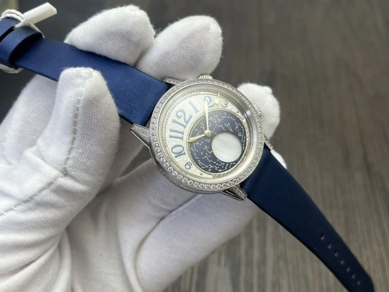 Official JAEGER-LECOULTRE Watches