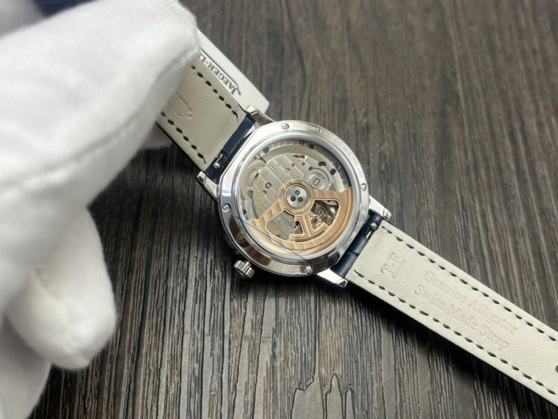 Indistinguishable JAEGER-LECOULTRE Watches
