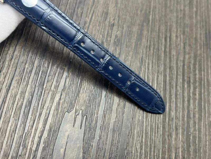 Indistinguishable JAEGER-LECOULTRE Watches