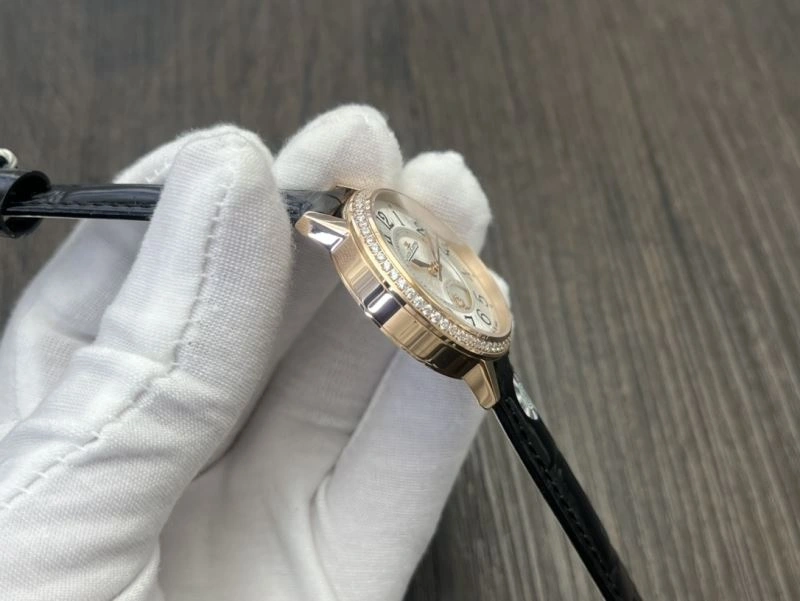 Accurate model JAEGER-LECOULTRE Watches