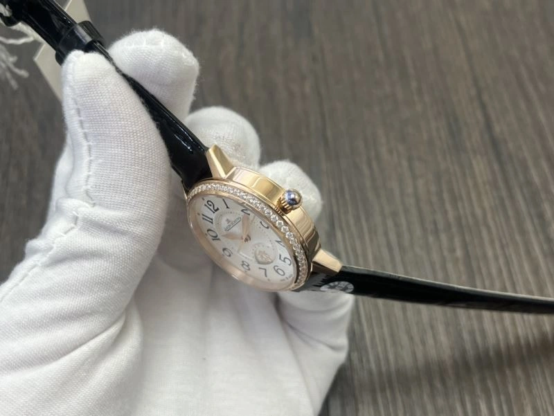 Accurate model JAEGER-LECOULTRE Watches