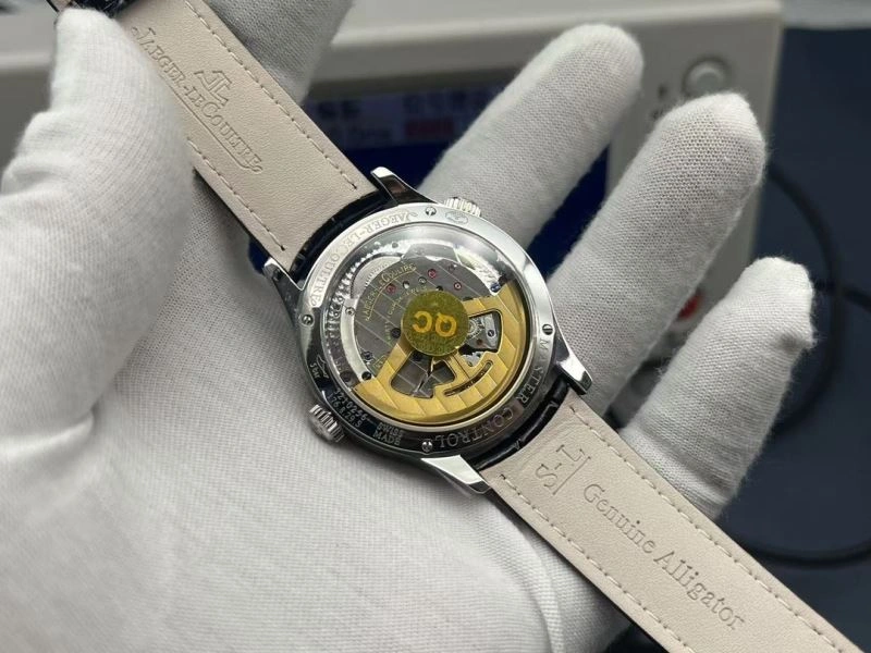 Indistinguishable JAEGER-LECOULTRE Watches