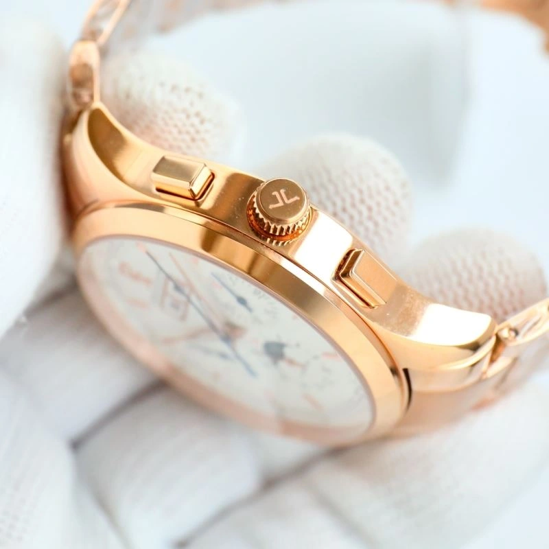 Indistinguishable JAEGER-LECOULTRE Watches
